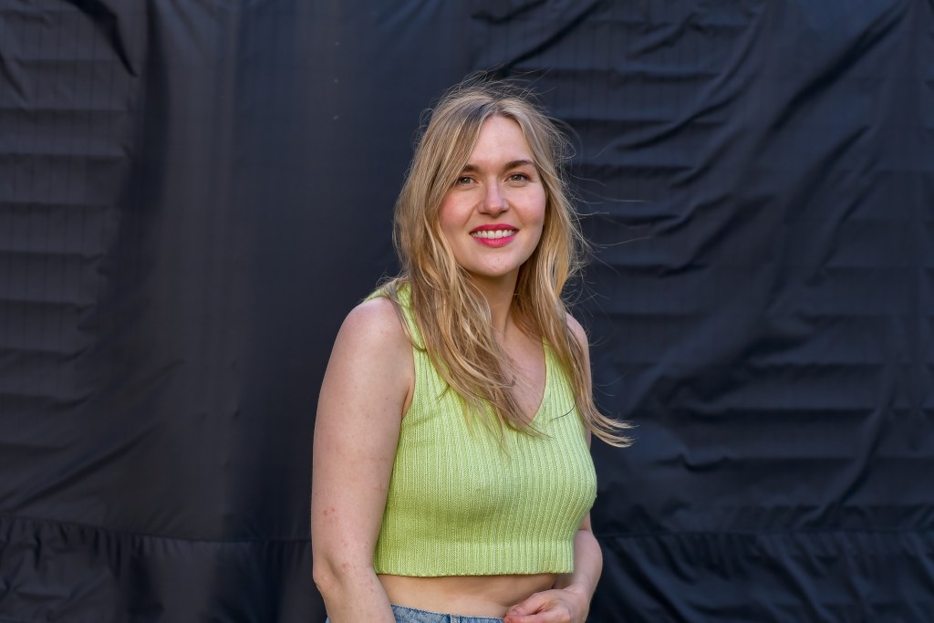 Ariane Laniel nous enveloppe de douceur avec son nouvel extrait ...