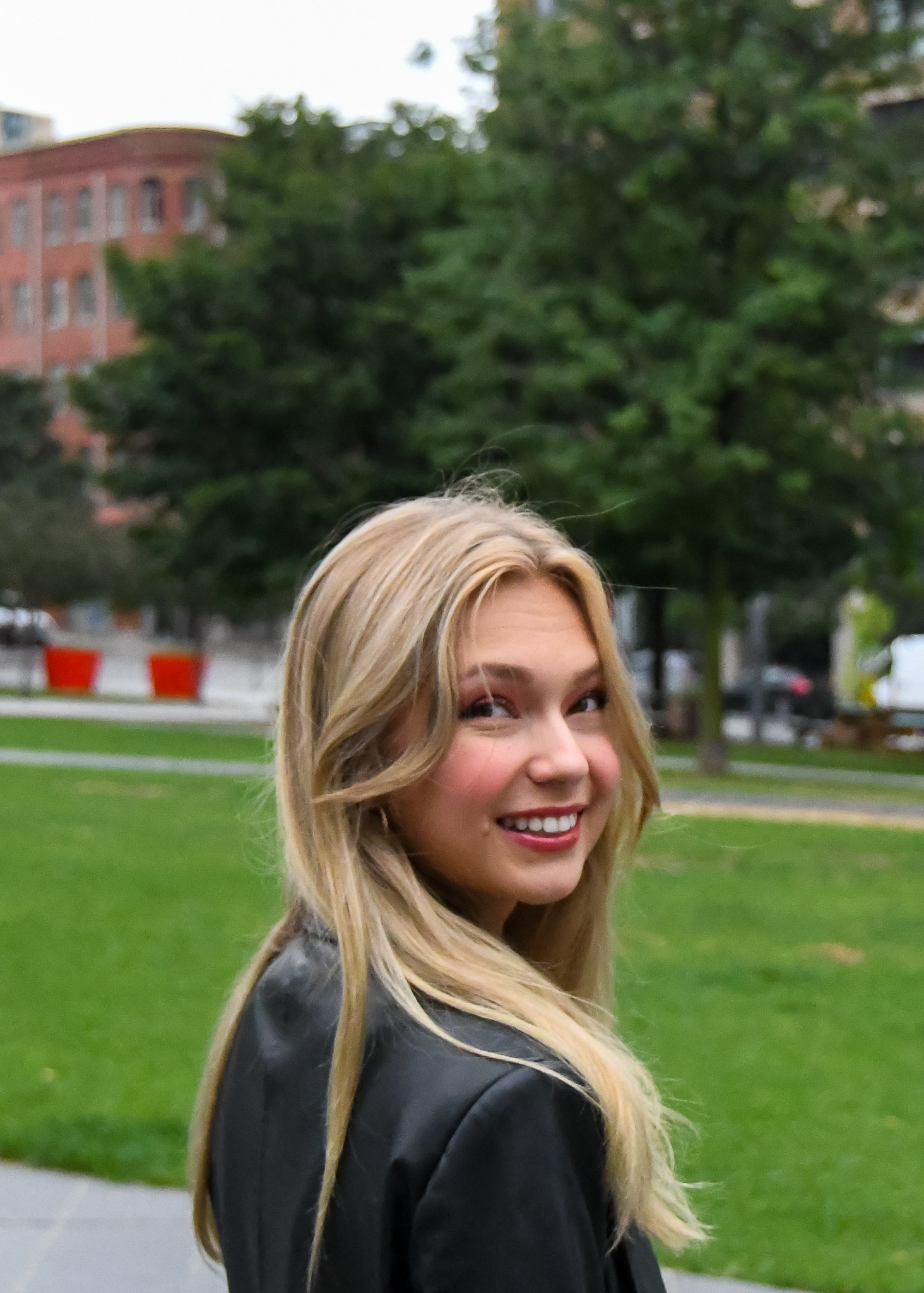 Emma Lépine revient sur son expérience vécue dans Notre Dame de Paris ...