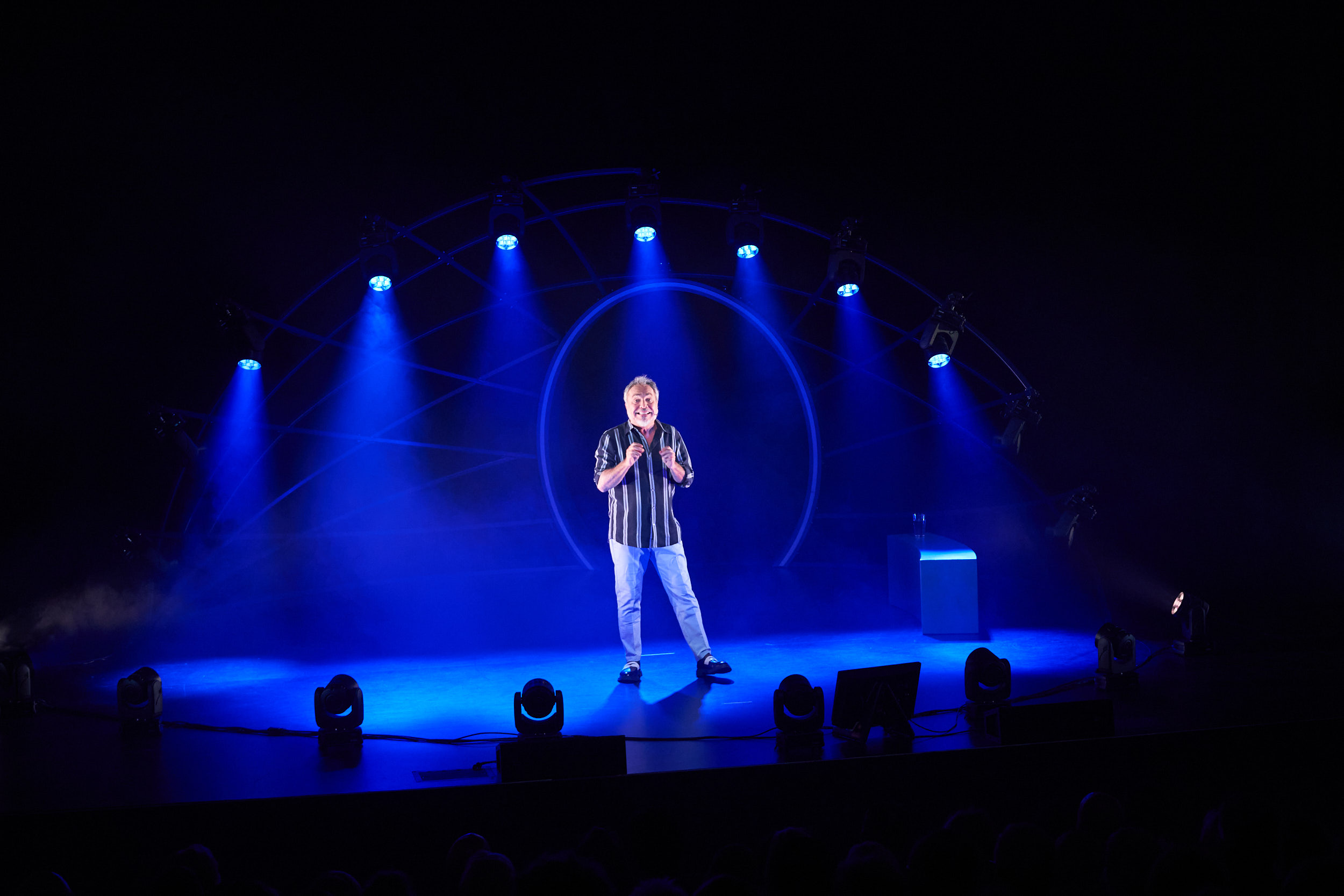 Christian Bégin est de retour sur les planches avec Les 8 péchés ...