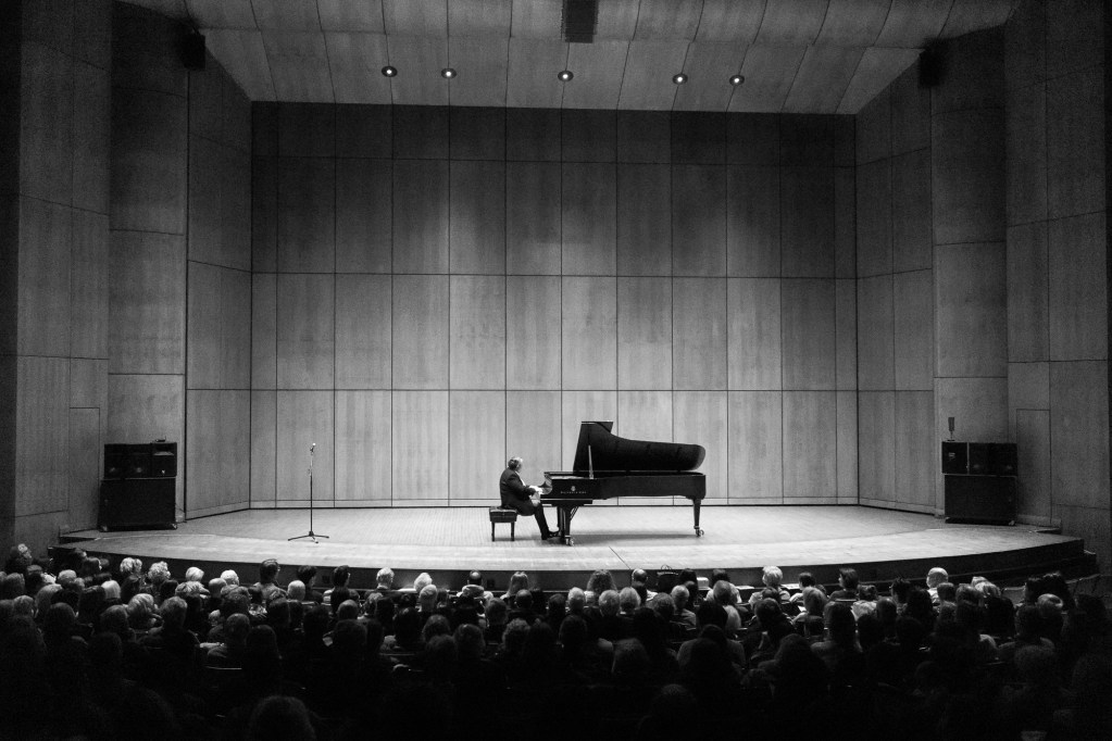 Sergei Babayan; La voix convaincante d’un grand pianiste - BP Arts Média