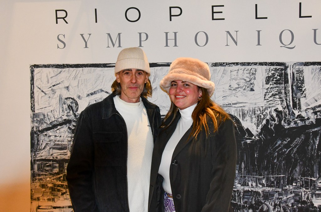 Tapis rouge peace and love pour Riopelle symphonique - BP Arts Média