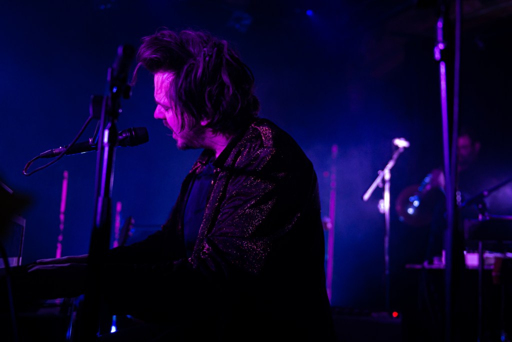 Une soirée hypnotisante avec Matt Holubowski - BP Arts Média