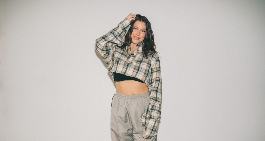 La vedette montante du New Country canadien Robyn Ottolini se dévoile ...