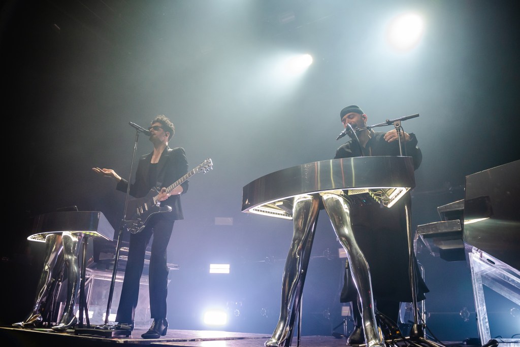 Chromeo électrolyse le MTELUS - BP Arts Média