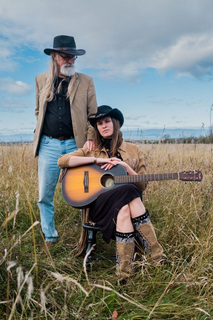 Émilie Clepper rassemble les générations, ainsi que le Québec et le ...