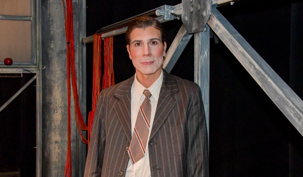 Benoit McGinnis sous les traits d'Alan Turing - BP Arts Média