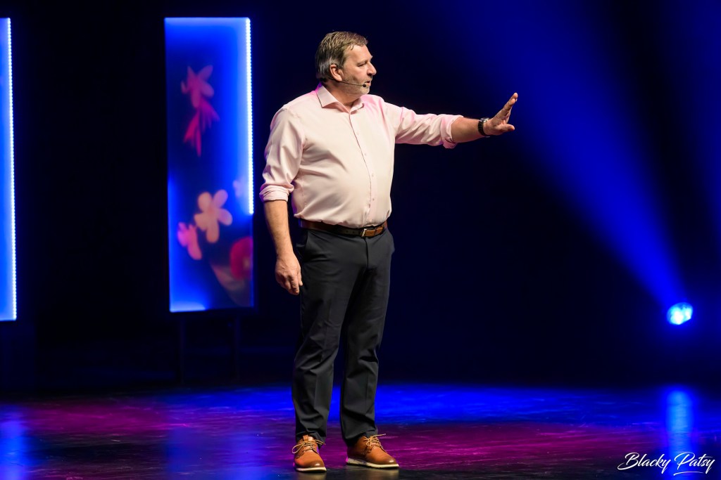 Mario Jean et sa vision des bonheurs imparfaits ! - BP Arts Média