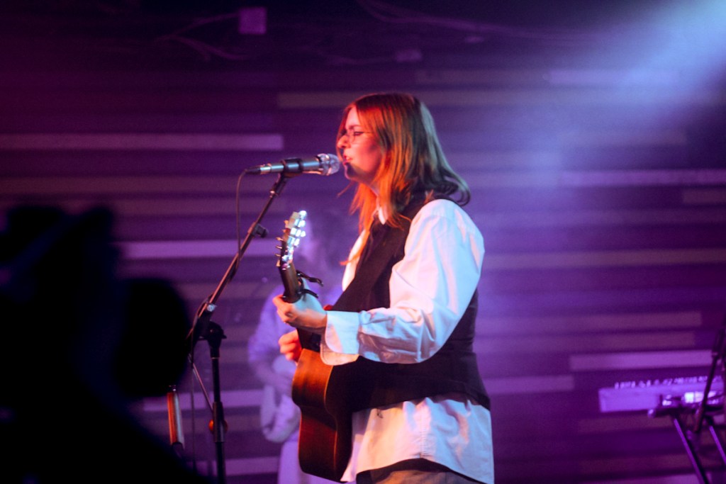 [Photos] Une soirée en douceur avec Haley Blais - BP Arts Média