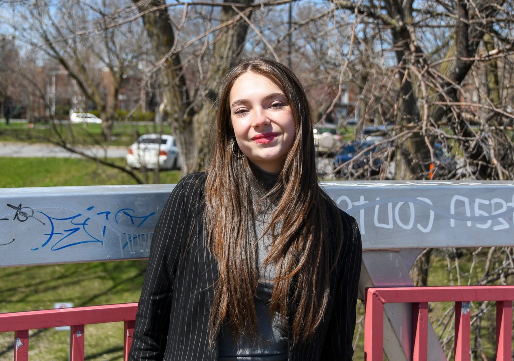 Âgée de seulement 15 ans, Jade Mathieu caresse déjà son rêve ! - BP ...