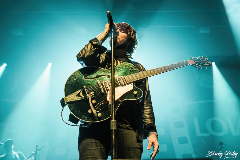 Une première soirée réussie pour le Britannique James Arthur au MTelus ...