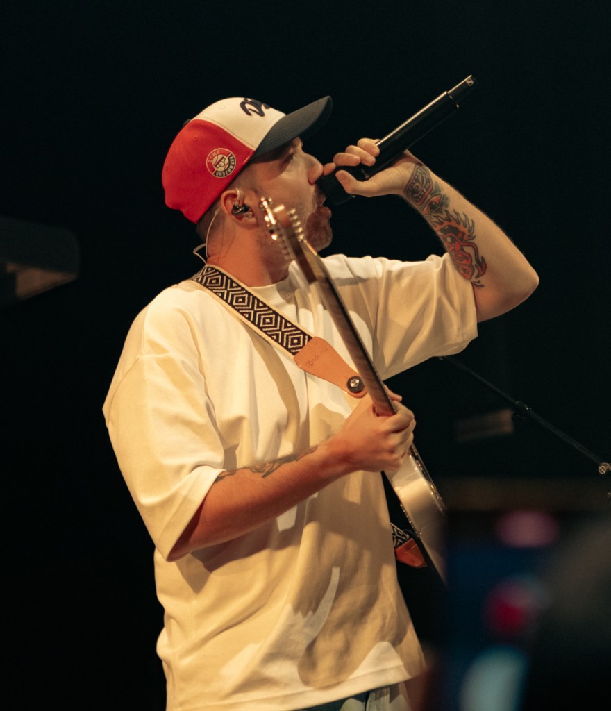 [Photos] Lancement de Toutes les rues sont silencieuses de Jay Scøtt ...