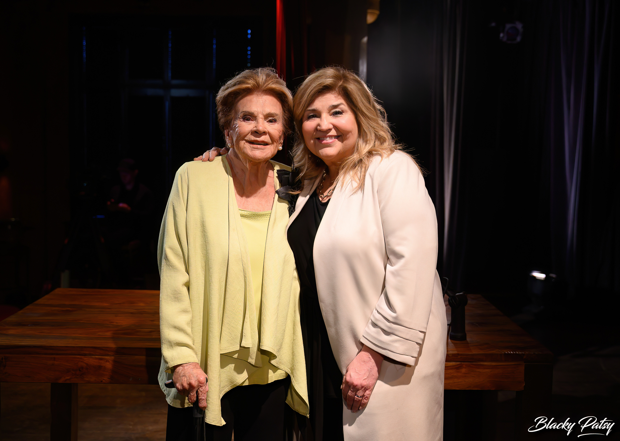 Janette Bertrand ouvre son jeu pour la 100e - BP Arts Média